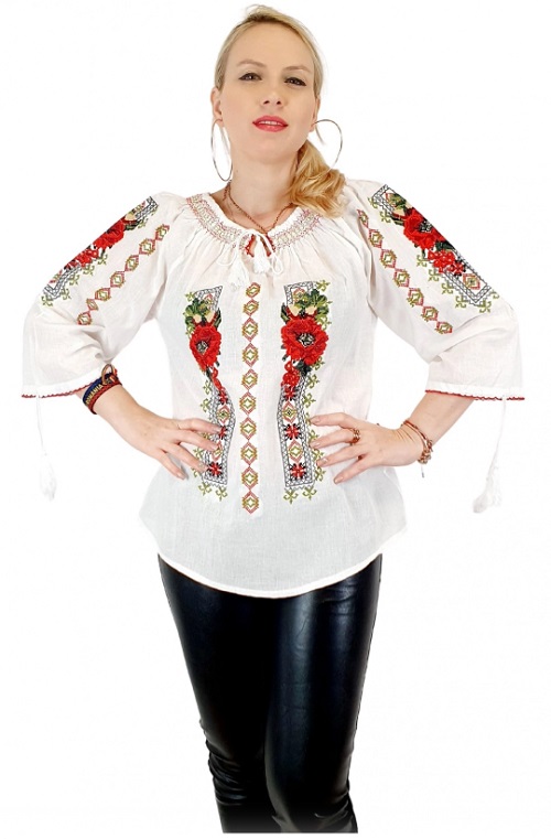 Modele de Bluze tip Ie Online, O plecaciune Iei Romanesti