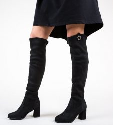 Ce modele de cizme lungi peste genunchi sunt la moda anul acesta?