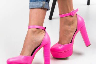 Compleu Marisa roz cu sacou si rochie