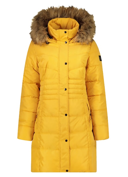 Sa uitam de frig purtand geci de iarna dama lungi cu blanita!